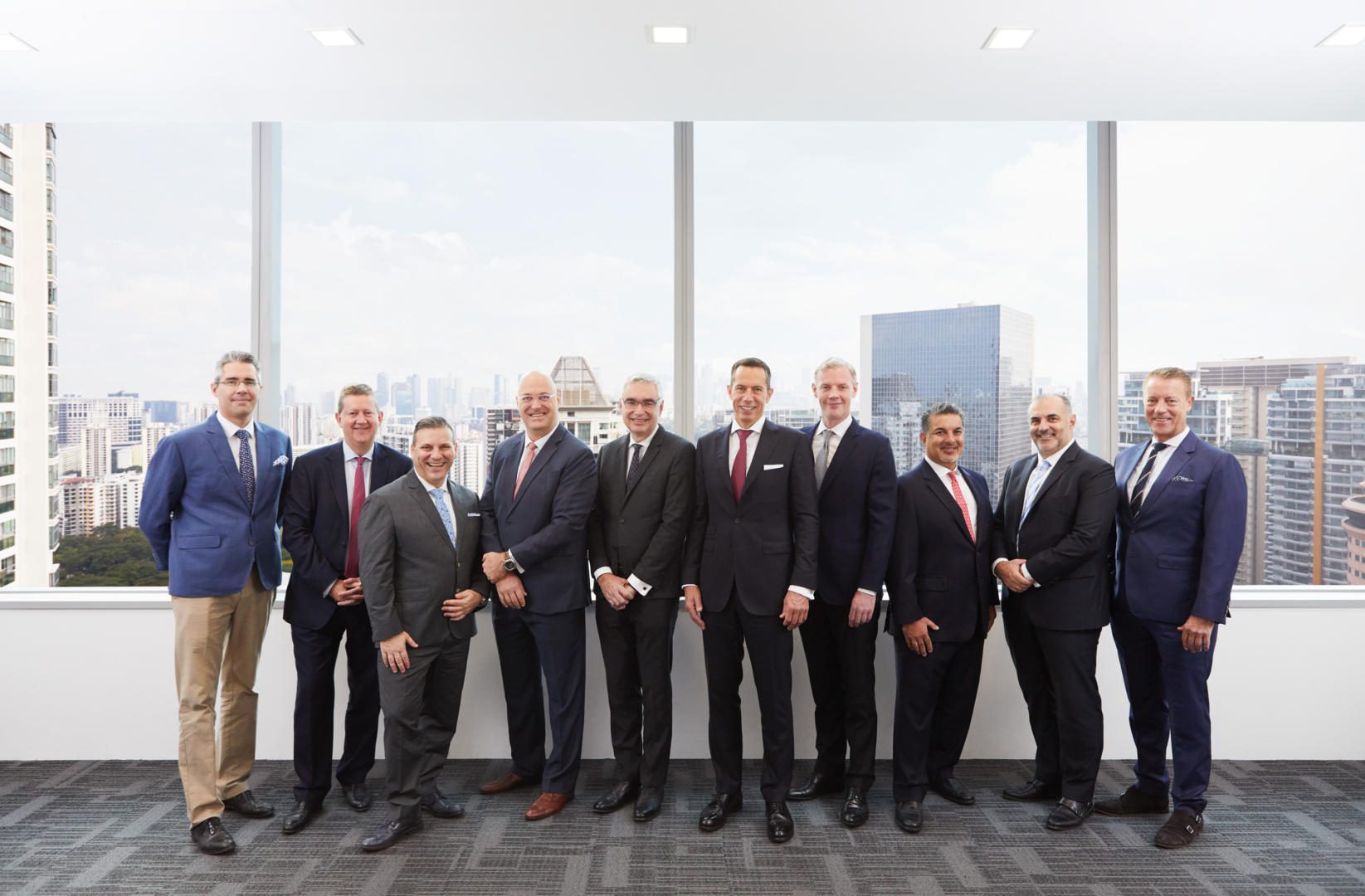 Corporate Group Photo Singapore - Vivid Snaps Pro Photographer